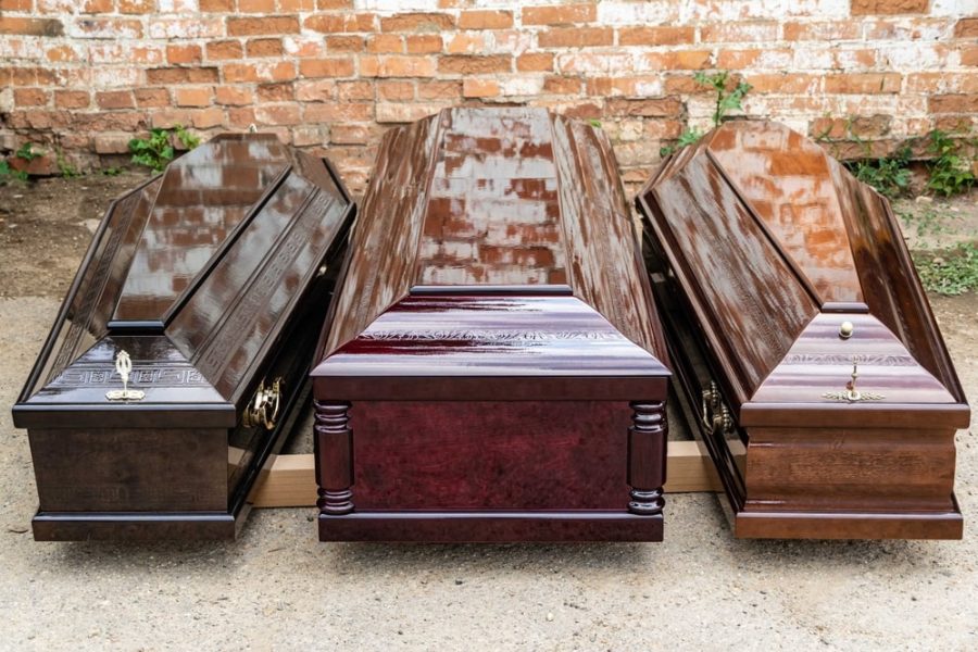 5 Questions to Ask When Selecting a Casket - Funeral Basics